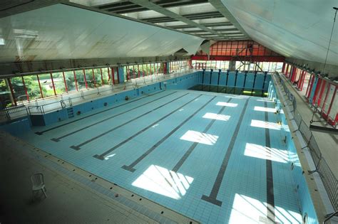 Afbraak Zwembad Aan Koninginnelaan In Oostende Start Midden Oktober Kwbe