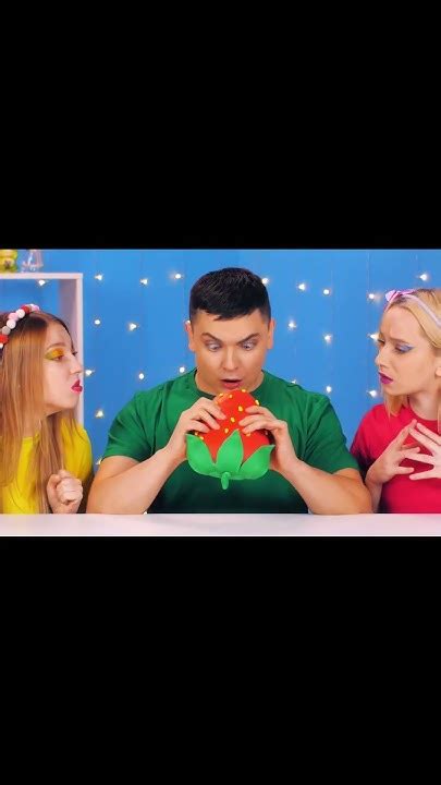 תותים גדולים עם תולעים Youtube