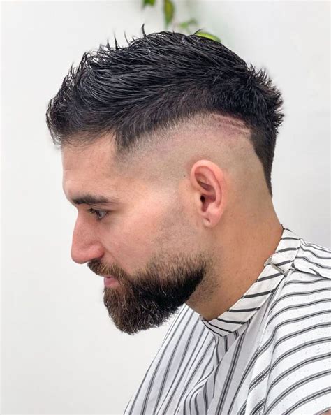 Top 21 Faux Hawk Haircuts And Hairstyles For Men Fohawk Styles Heartafact