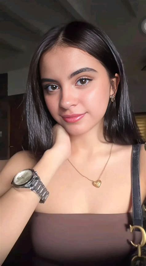 Rahil Benjamin Rahil Benjamin Added A New Photo