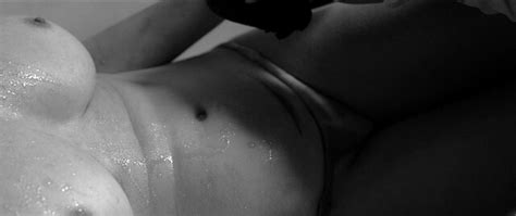 Nude Video Celebs Vicky Jorge Nude Vampus Horror Tales 2020