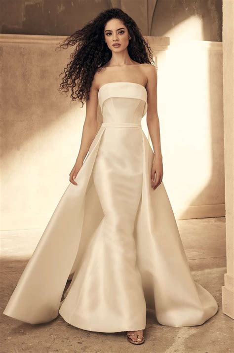Paloma Blanca P5061 Lace Ball Gown Wedding Dress