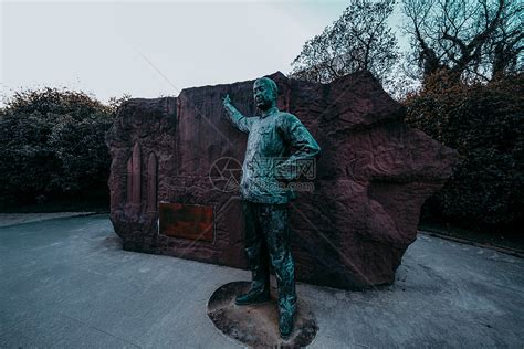 钱学森雕像高清图片下载 正版图片501229832 摄图网