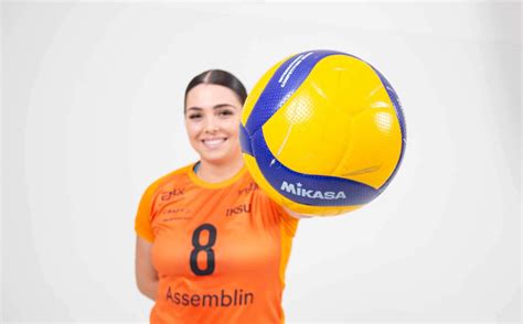 Daniela Macedo Clubs Women Volleybox