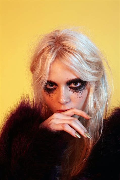 Kitty Baileys Instagram Twitter And Facebook On Idcrawl