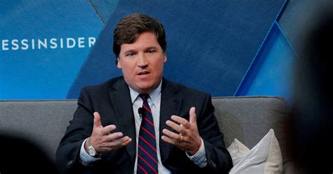 Sigue La Tensión Entre Fox News Y Tucker Carlson La Cadena De Tv Ordenó Al Conductor Que Deje