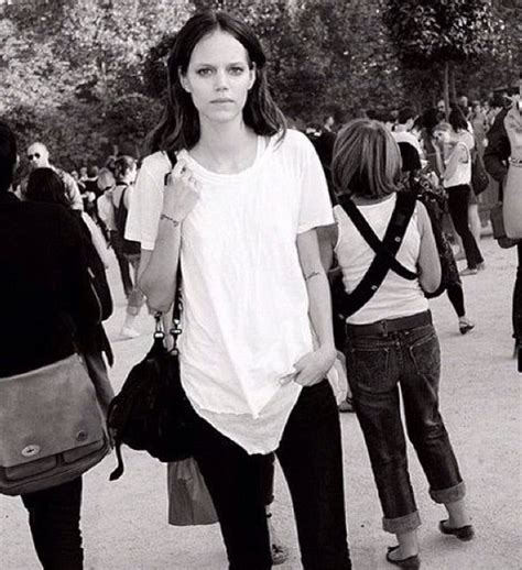 Freja Beha Model Style Style Minimalist Fashion Everyday Fashion