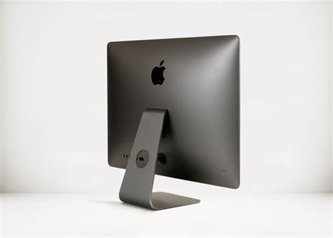 2017 Apple Imac Pro 27 Inch Xeon W 2150b 3 0ghz 64gb Ram 2tb Ssd A1862