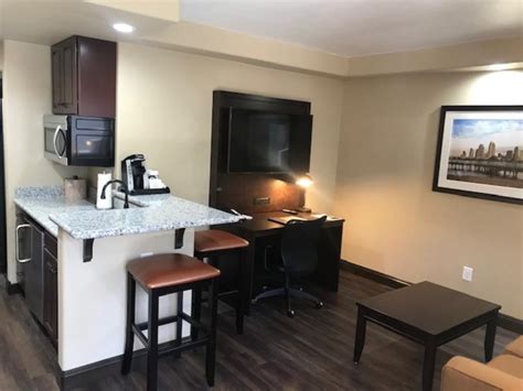 Navy Hotels For Tdy And Leisure Lodging Navy Gateway Inns And Suites
