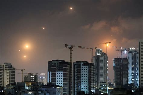 Irán Y Su Lluvia De Misiles Sobre Israel No Aceptamos Ninguna Llamada