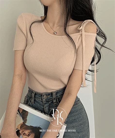 [💘고퀄 5color] 소프트 썸머 리본 골지 끈 스트랩 어깨트임 오프숄더 반팔 니트 에이블리