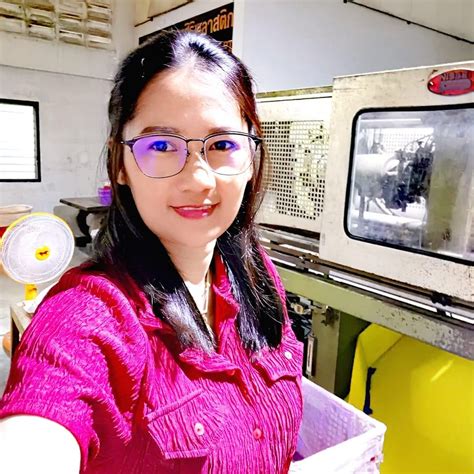 Bata หลายคนอาจจะรู้สึกว่า การใส่รองเท้าธรรมดา ๆ ไม่หรูหรา หรือราคาแพง