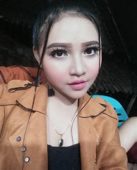 Gfl Gita Florencia Lovers