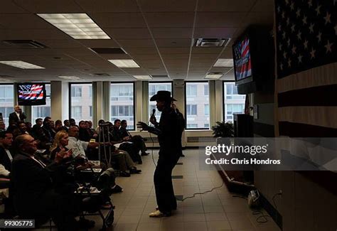 Singer Lance Photos And Premium High Res Pictures Getty Images