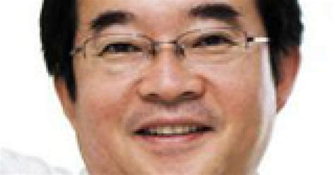 안도현 박근혜 부모가 왜 총 맞아 죽었나 생각해봐야