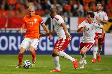 Holanda Se Impone A Gales Con Un Gran Robben Apuestas Mundial De Ftbol Brasil 2014