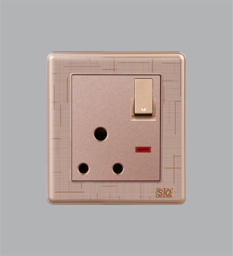 1 Gang 15a 3 Pin Socket With Indicator Sq Group Total Green Power Solution