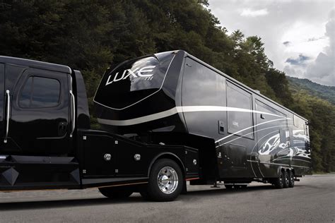 What To Consider When Choosing Fifth Wheel Rv Luxe