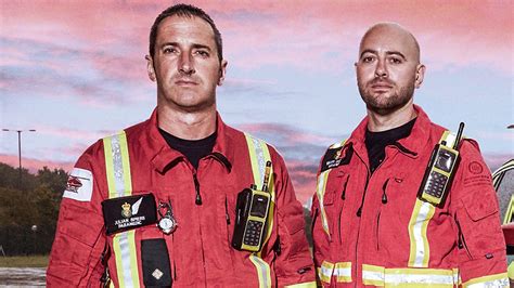 Watch Ambulance Code Red Season 2 Free Tv Shows Tubi