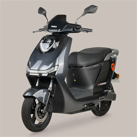 Yadea Ezeego Frison Scooter