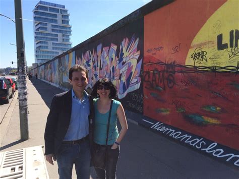 Iulia Gorzo Traducătoare „ Lumea Crede Că Munca Asta E Boemie Nu E Decât Pură Disciplină în