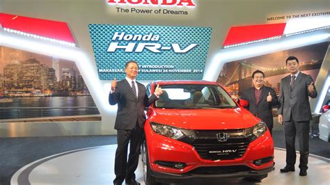 Honda Centak 480 Unit Penjualan Di Pameran Otomotif Makassar 2014