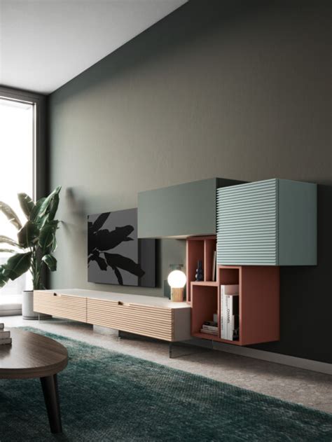 Devina Nais And Sepa Devinanais