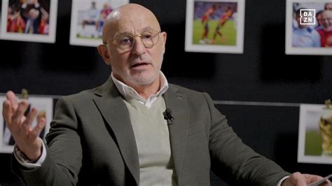 Luis De La Fuente Repasó Algunos Nombres Propios De La Roja En Una