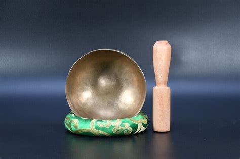Anote Third Eye Chakra Antique Singing Bowl Set 43handmade Sound