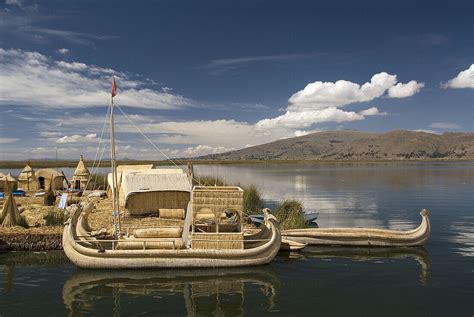 Peru Lake Titicaca Floating Islands Of Acheter Limage 70240864