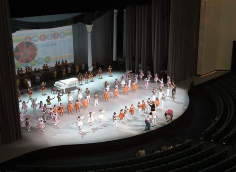 Veranstaltungszentrum Der Superlative In Taschkent