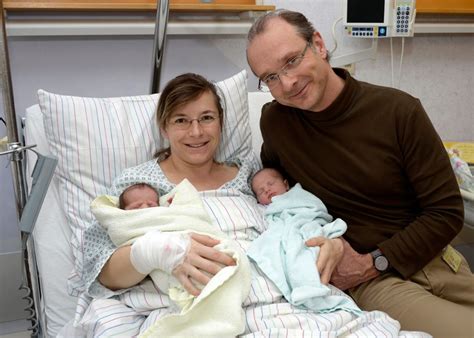 Zwillinge Im Klinikum Geboren Doppeltes Glück Am 12122012 Bayreuth