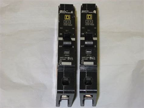 2 Breakers Edb14020 Square D Circuit Breaker 277v 20 Amp 1 Pole