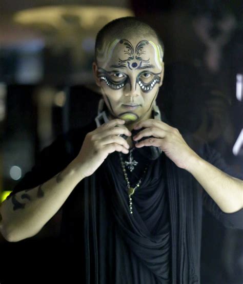 Tinkerbellプールパーティ公式ホームページ 真夏の森に現れた、南の国への小旅行