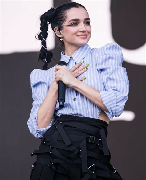 Pin By Abigail Luke On Poppy🌸 Poppy Singer Im Poppy Lady In My Life