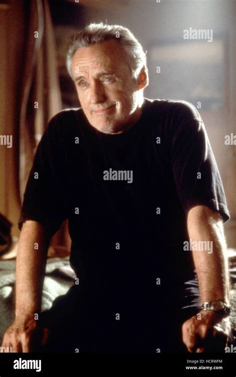 Edtv Dennis Hopper 1999 Cmca Universalcourtesy Everett Collection