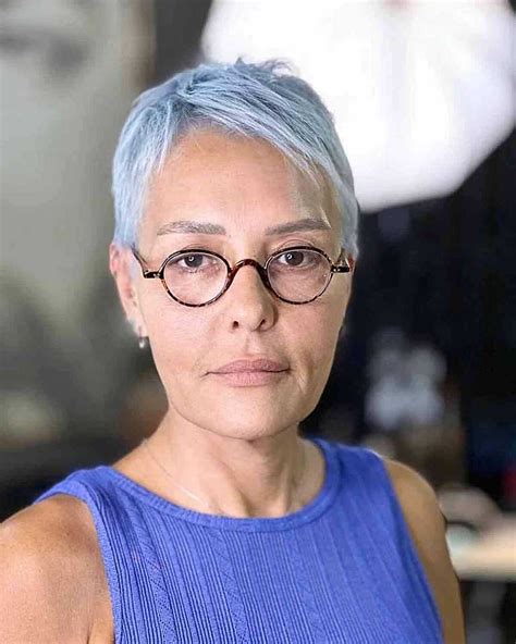 20 Pixie Cuts For Older Ladies With Glasses To Wear In 2026 Ke