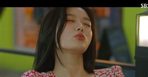 편의점 지창욱 김유정 첫키스 상대자신 폭로에 깜짝 결정적장면