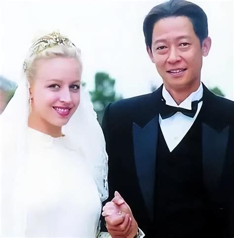 王志文简介个人资料（56岁的王志文：拥有苏大强同款眼袋却是行走的荷尔蒙） 人物集