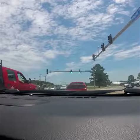 Hellkitty Playing Youtube