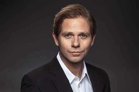 Actor Headshots Biography And Credits Dom Mccavish • Neilson Reeves Photography