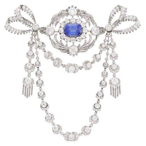 ปักพินโดย Nancy Beasanski ใน Sapphires