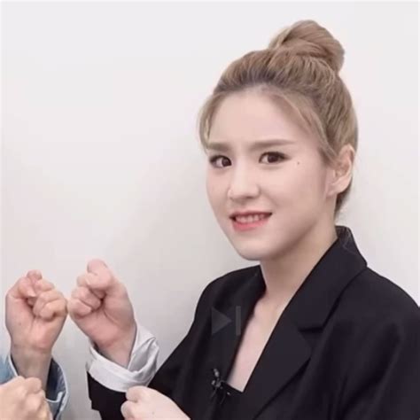 오떼르 비하인드 깜찍이 모음 희진 Heejin 희진 Heejin 희진 레코드 Heejin Record