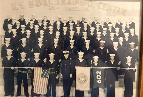 Great Lakes Naval Training Center ★ Sept 69 May 70 Was Still 17 Y O