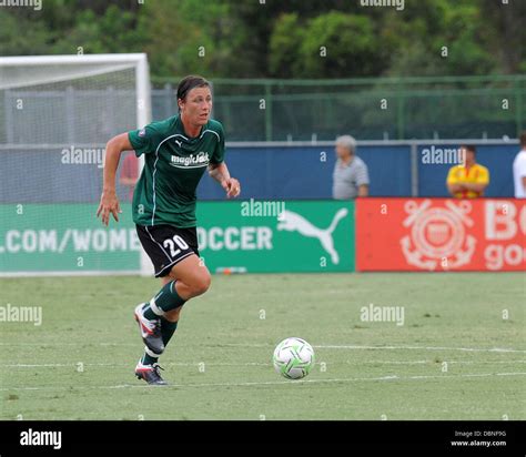 Abby Wambach Of The Us Womens‚ National Soccer Team Plays With The