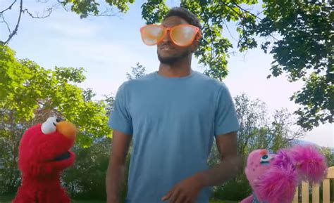 Malwarebytes On Twitter Mkbhd Elmo Sesamestreet The Drip Is