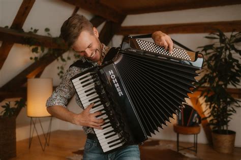 World Music Festival 2025 Akkordeon Online