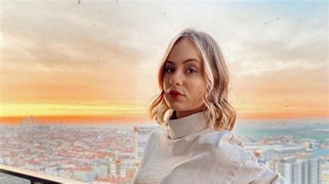 Cemre Solmaz Telefon Numarası Nedir 2024 Kaç Yaşında Tekji ️