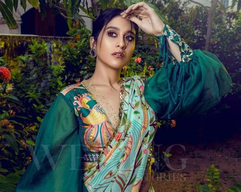 Regina Cassandra Pulls Off A Classy Look In A Pastel Green Saree