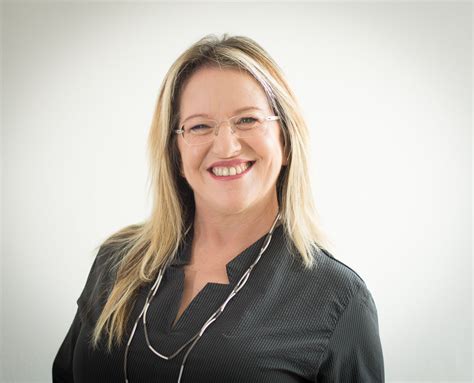 Nirit Samocha The Civil Commission